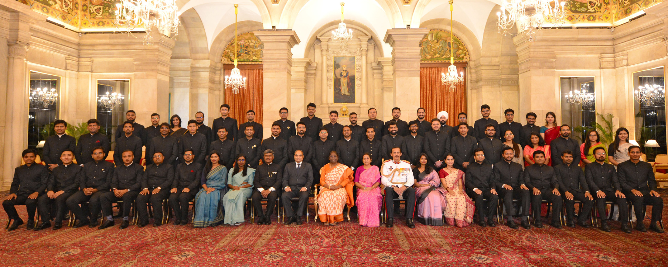 File:President Droupadi Murmu with a group of IAS officers (2020 batch ...