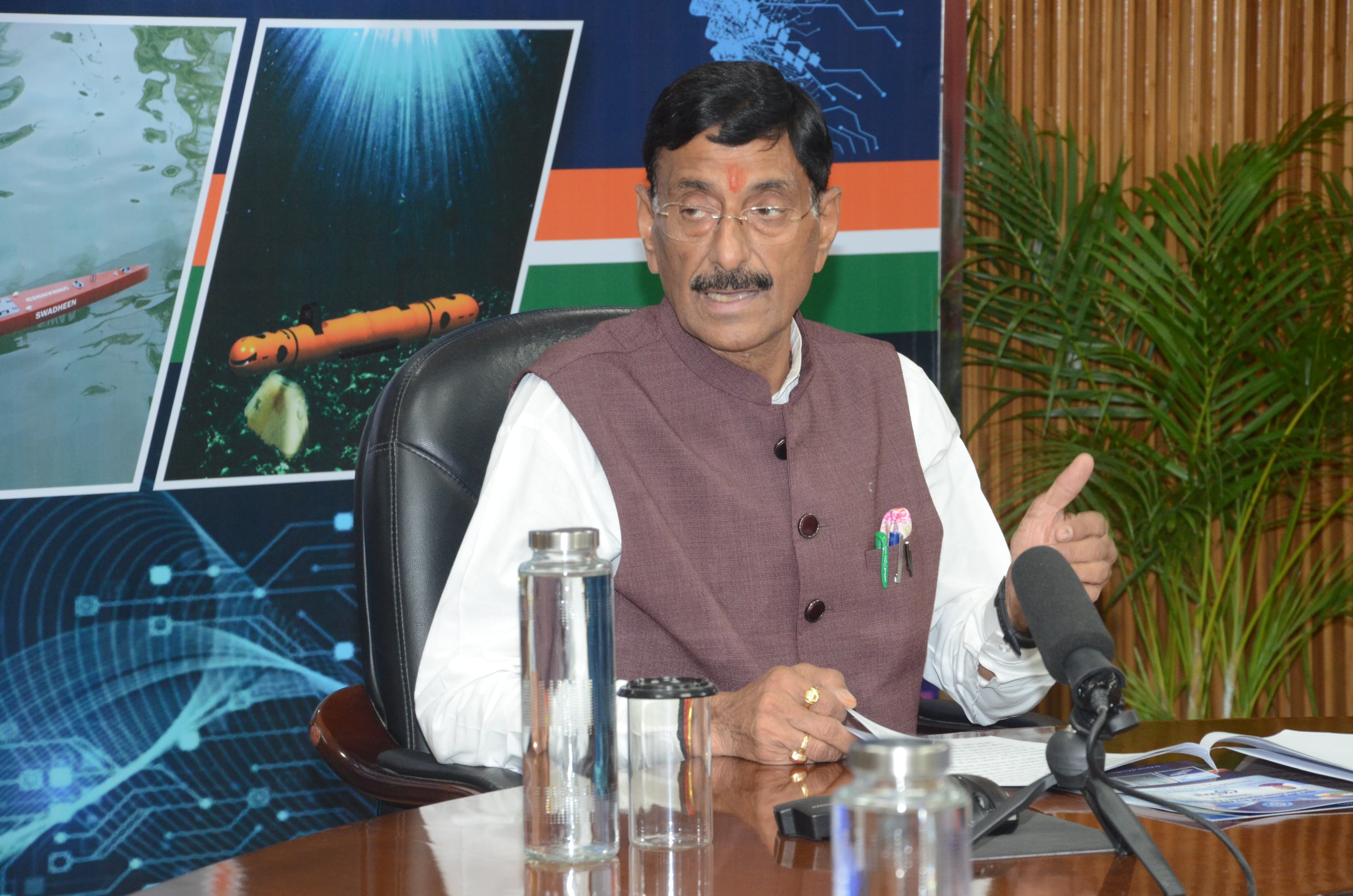 Press Release:Press Information Bureau