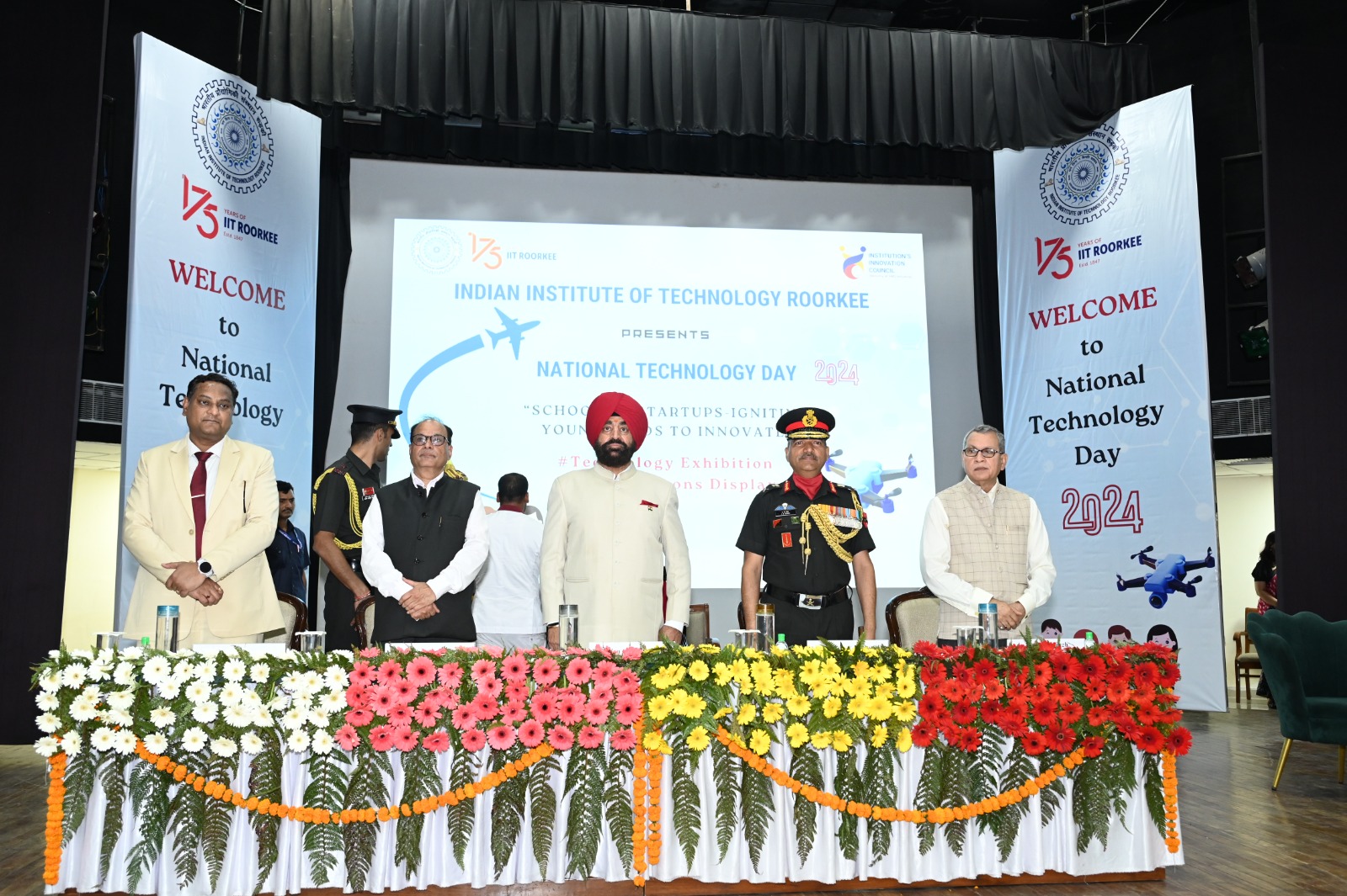 Press Release: Press Information Bureau