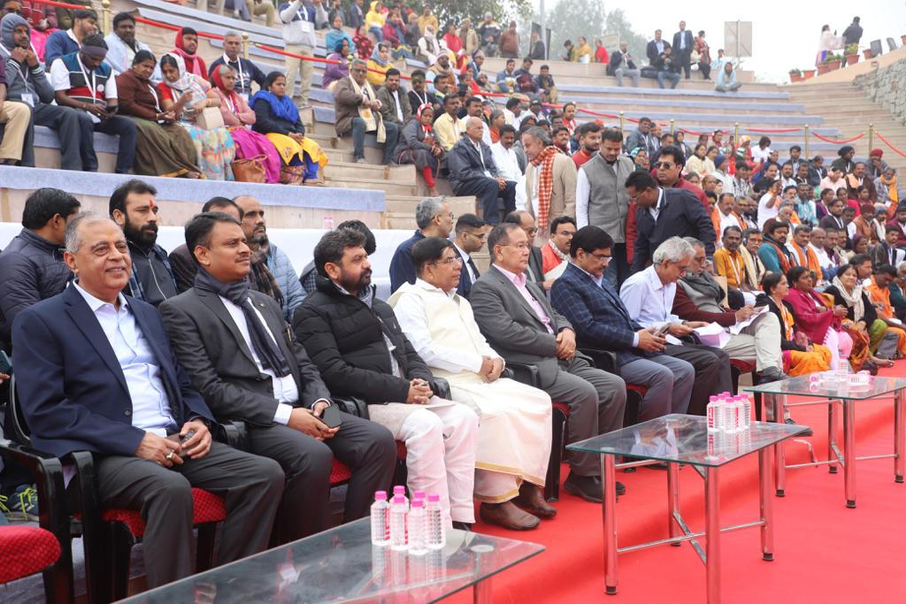 Press Release:Press Information Bureau