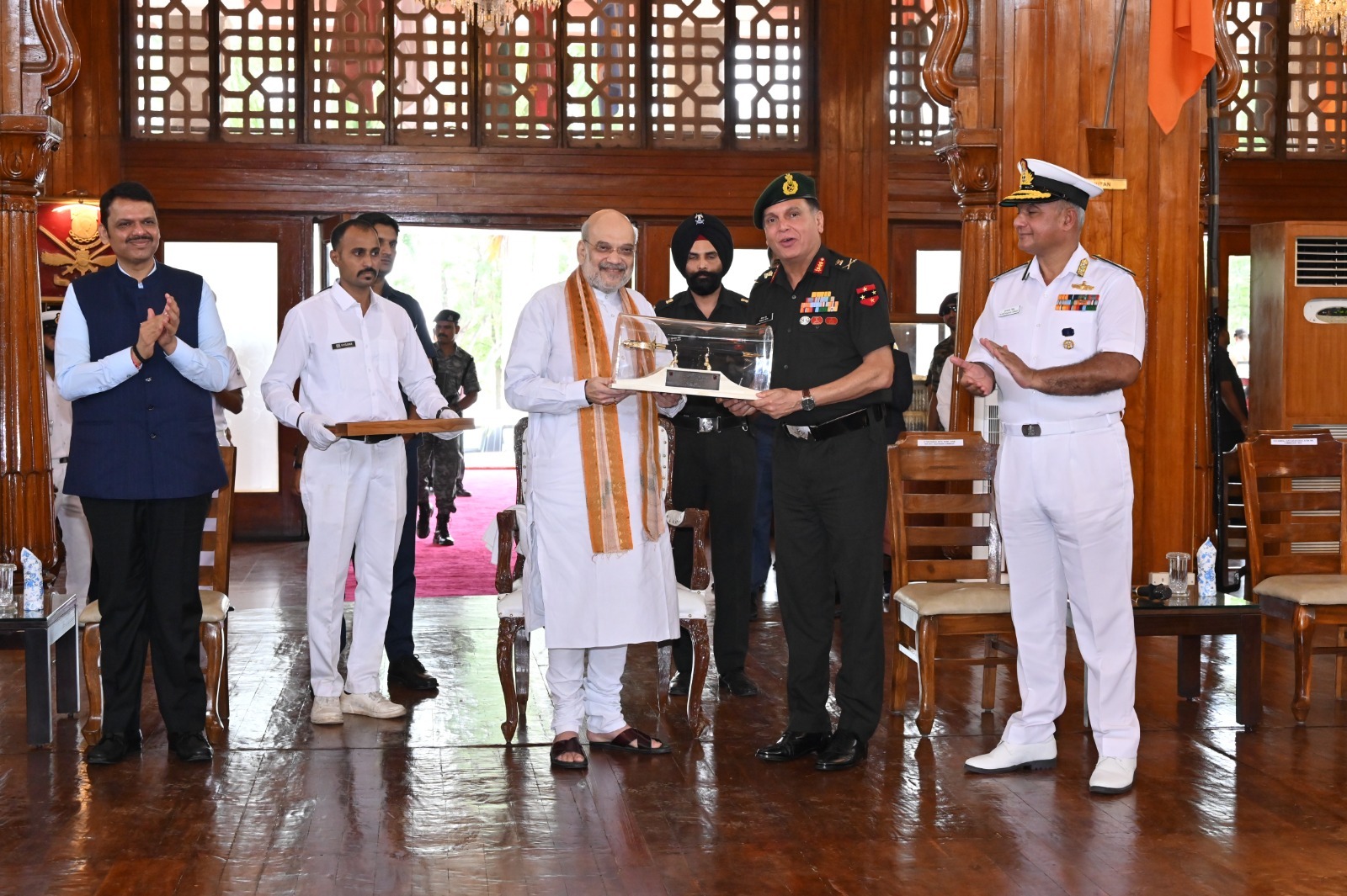 Press Release: Press Information Bureau