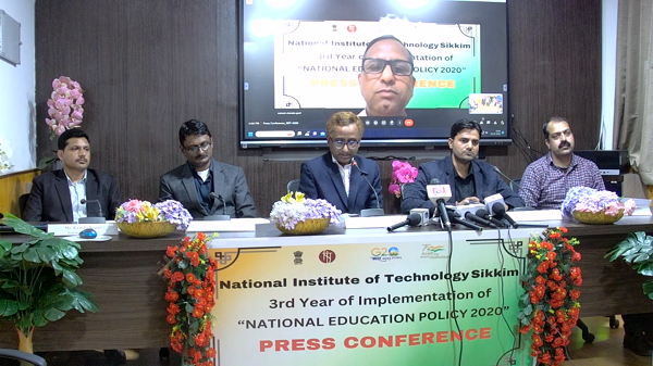 Press Release:Press Information Bureau