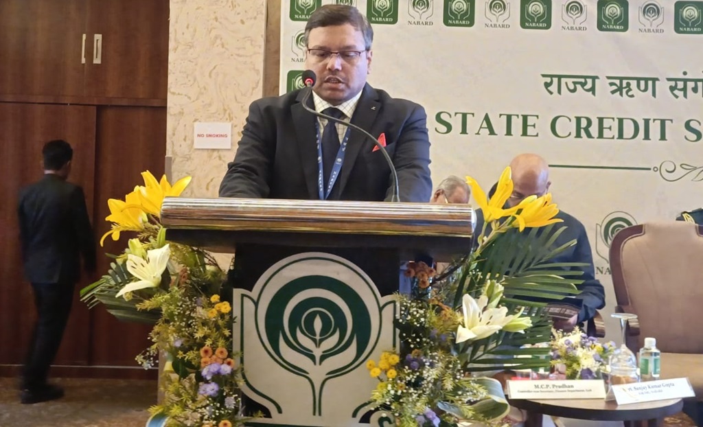 Press Release:Press Information Bureau