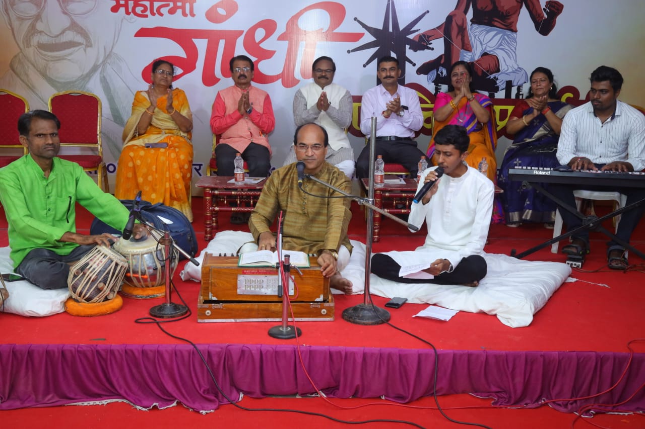 Press Release:Press Information Bureau