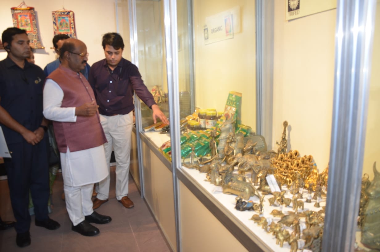 Press Release:Press Information Bureau