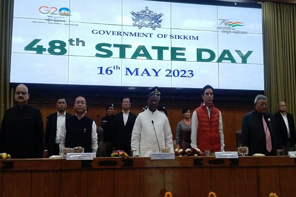 Press Release:Press Information Bureau